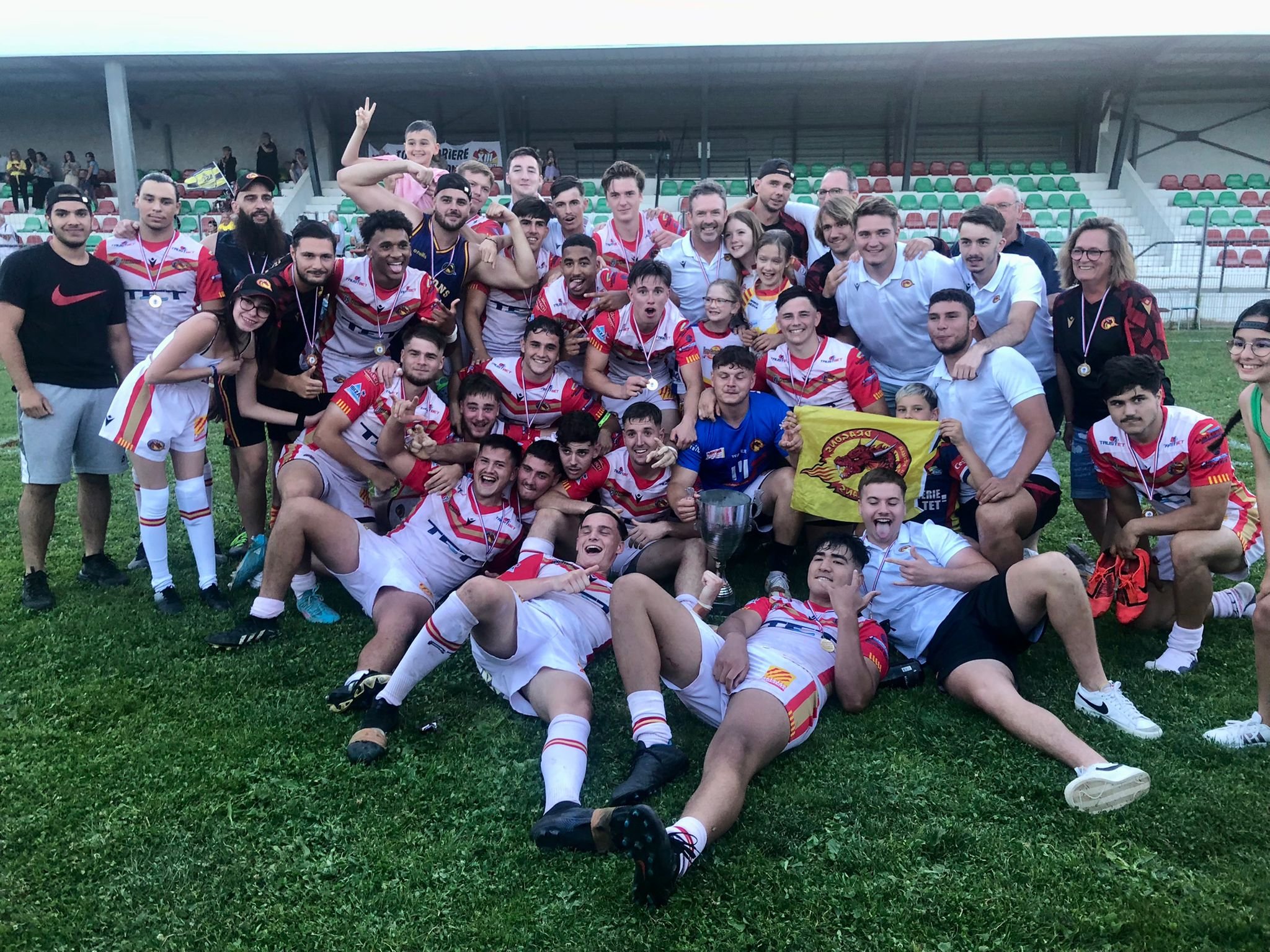 Saison exceptionnelle pour les juniors de Saint-Estève XIII Catalan ...